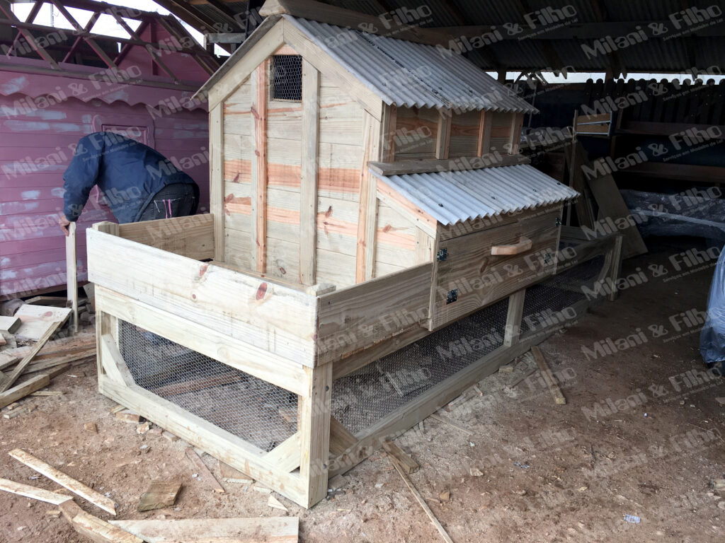 Galinheiro - Milani e Filho Carpintaria®